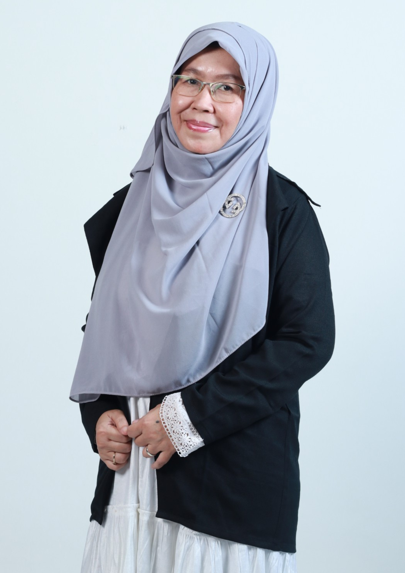 Dr. Evi Afifah Hurriyati, S.Si,M.Si | International Open University